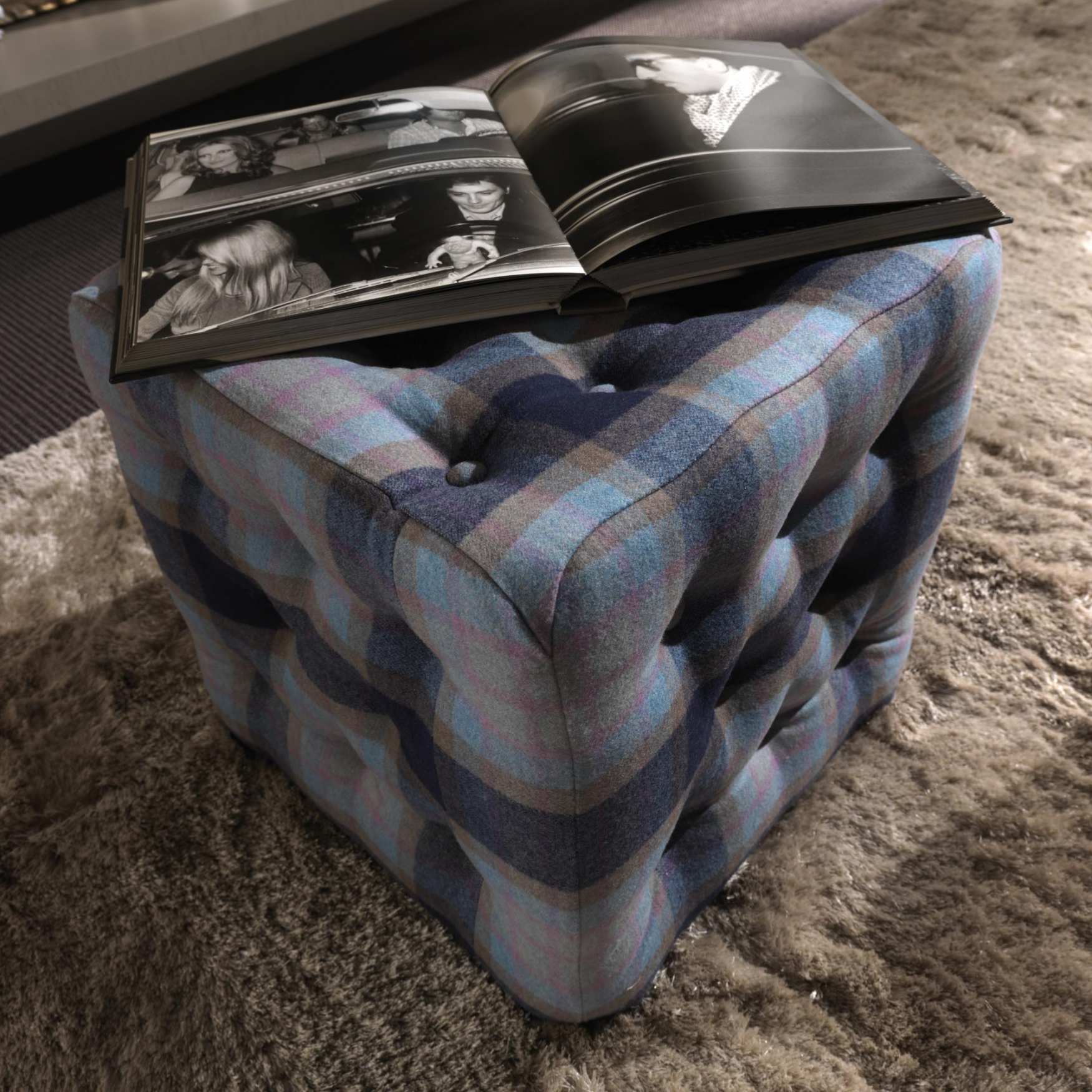 Upholstered pouf Bourby | milanomondo